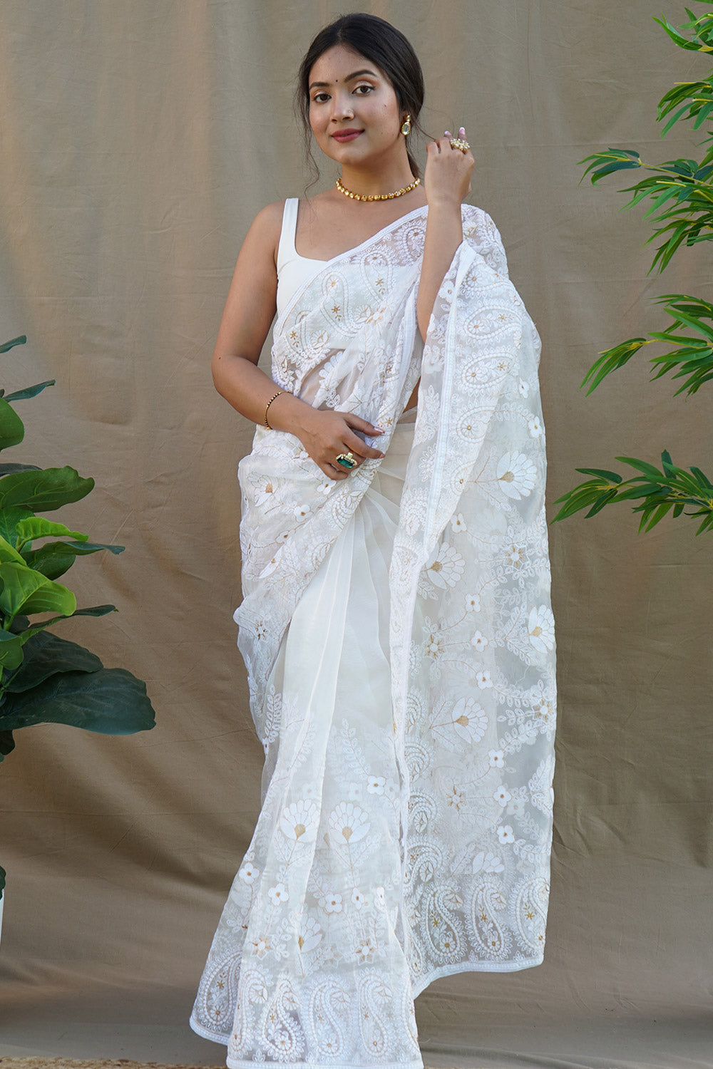 White Sarees - Shop From Variety of Off White Sari Online | Karagiri