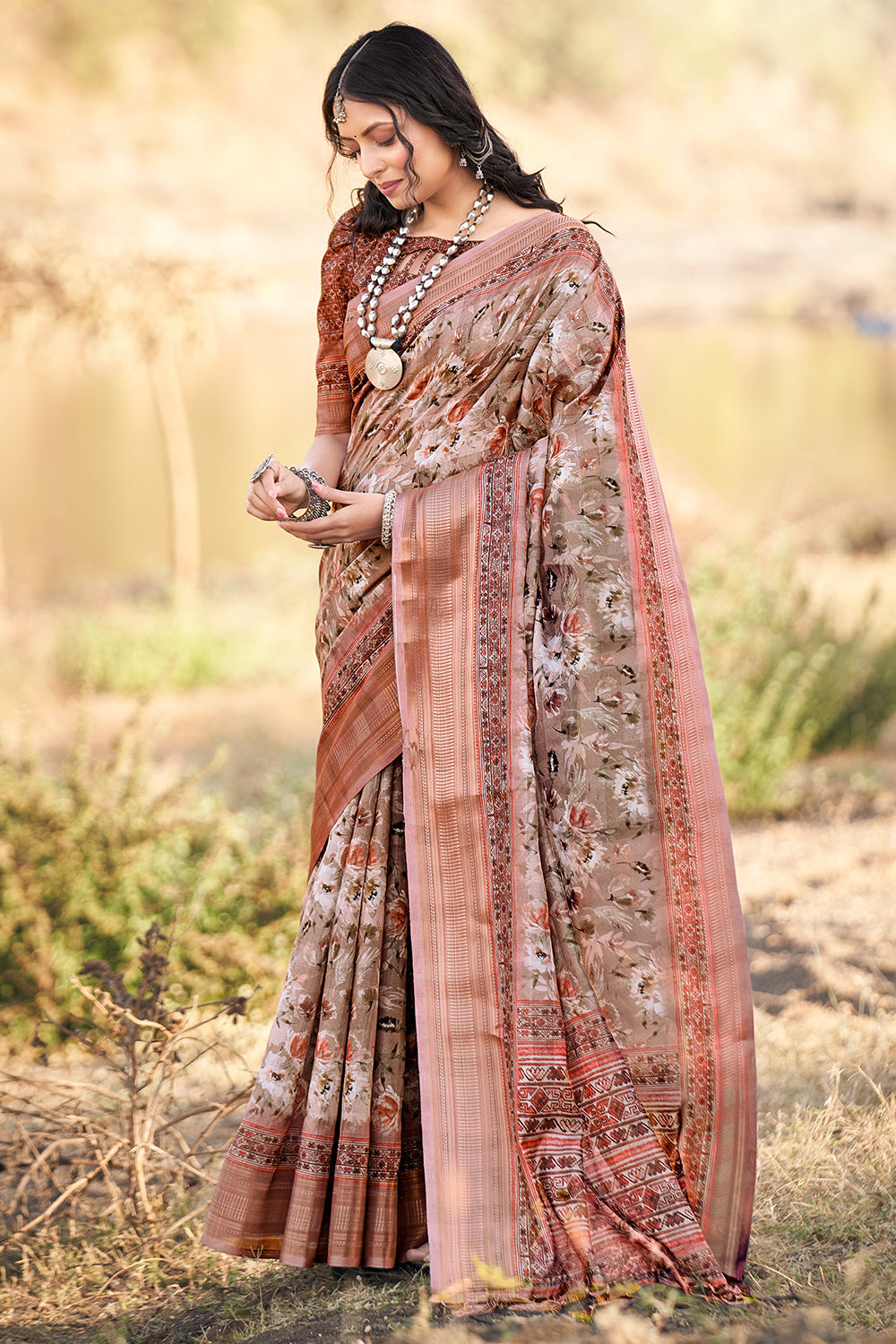 Brown Saree - Buy Stylish Brown Colour Sarees Online | Karagiri