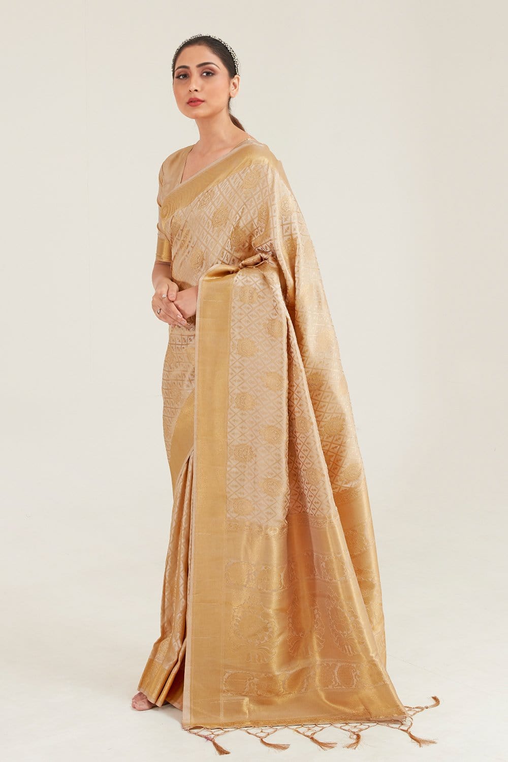 Golden Saree - Buy Beautiful Golden Colour Sarees Online | Karagiri