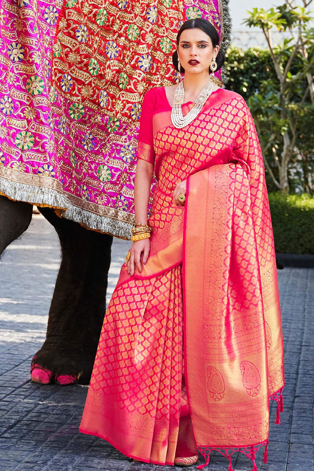 Sarees (साड़ी) - Buy Sari Collection Online in India | Karagiri