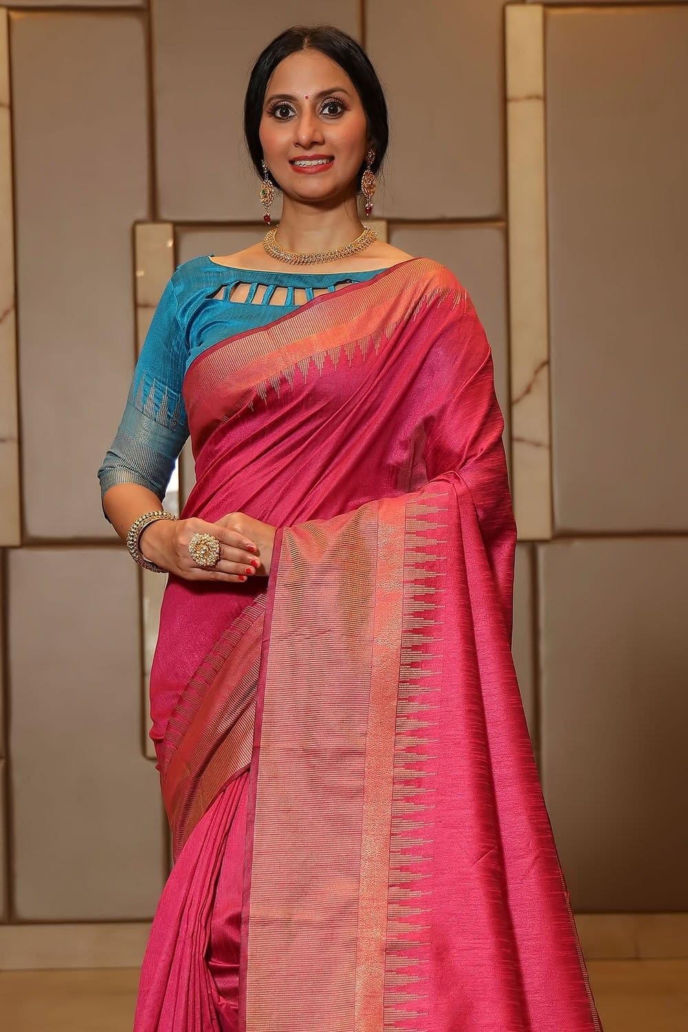 Pink Sarees - Buy Pink Color Saree for women Online | Karagiri
