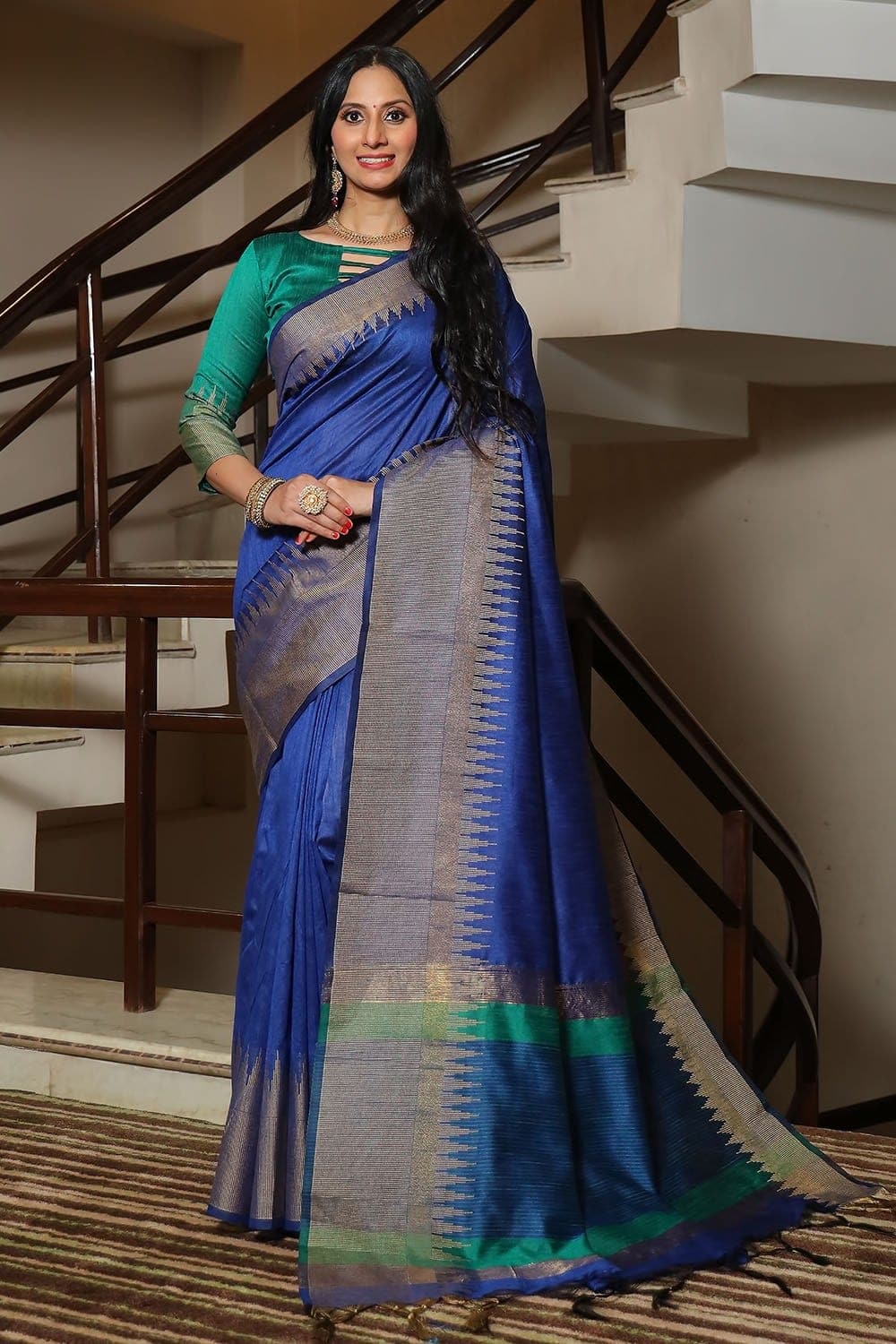 Blue Saree - Buy the latest Blue Saree Online in India | Karagiri
